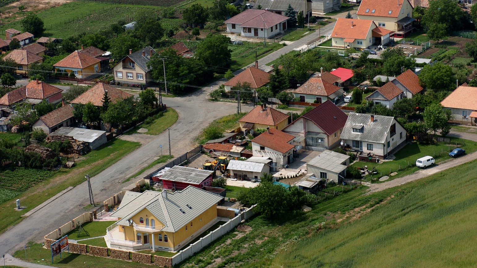 Magyar falu program. Bővül a falu- és tanyagondnoki szolgáltatás - AzÜzlet