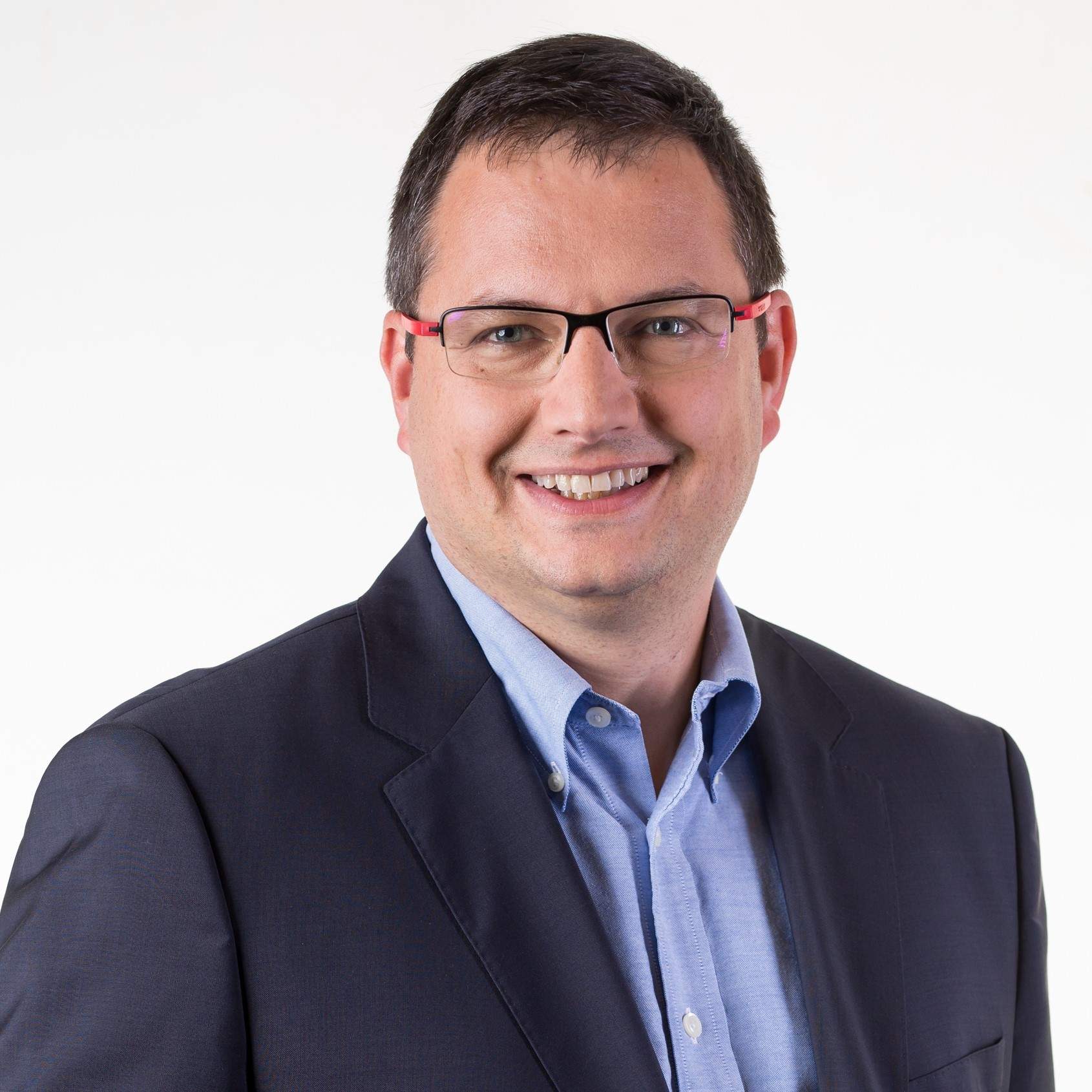 Magyar vezérigazgató a magyar piac meghatározó biztosítójánál - AzÜzlet